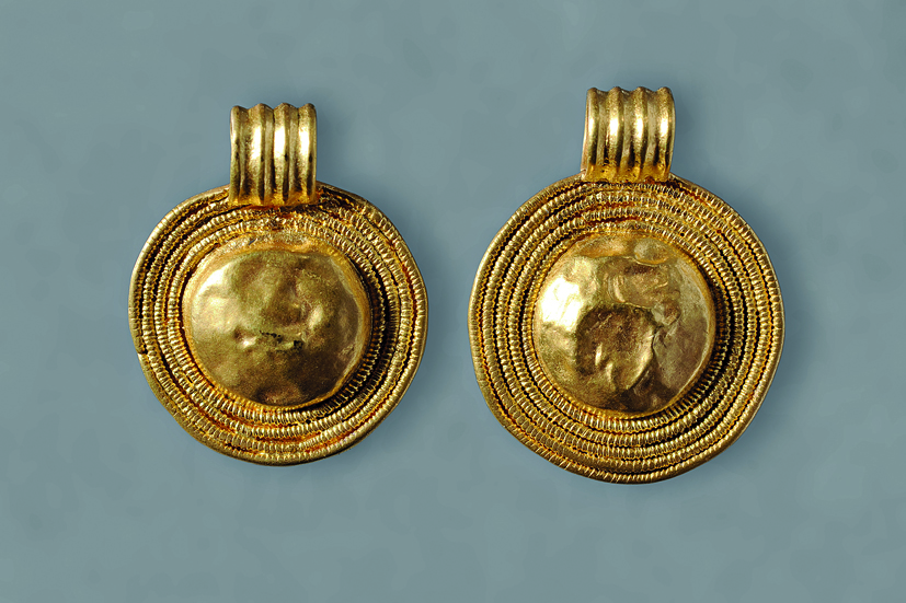 bulla and bulla-like pendants – overview – Colors and Stones