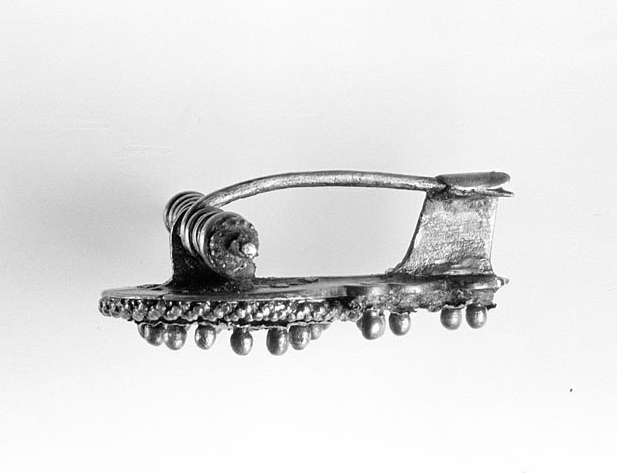 Germanic metalwork – Colors and Stones