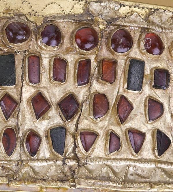 Migration Period – Black Sea region and Hunnic diadems – Colors and Stones