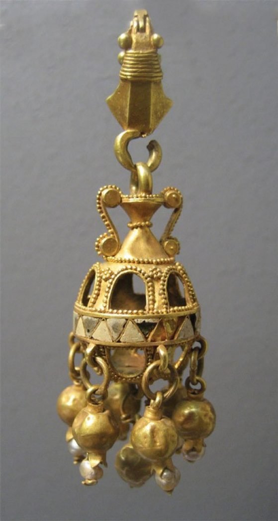 Parthian jewelry – an overview – Colors and Stones