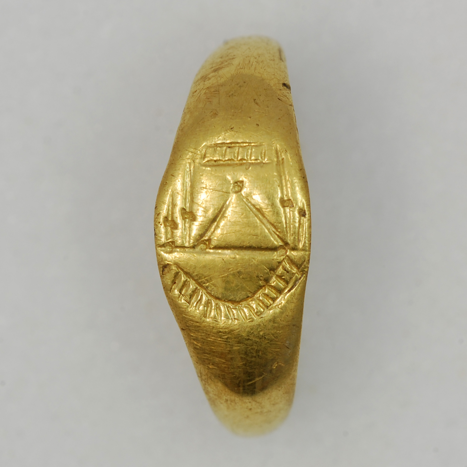Aphrodite from Paphos, sanctuary on rings and coins – Colors and Stones