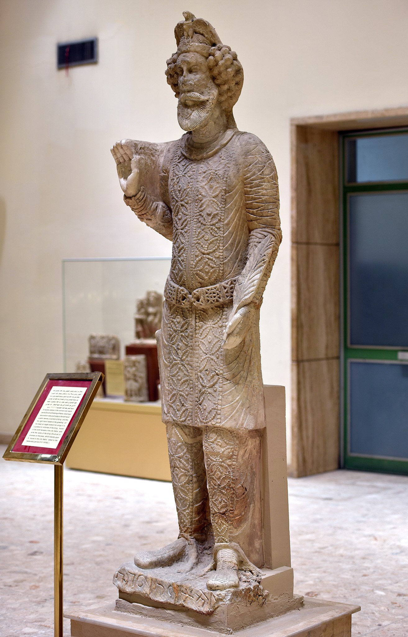 Hatra – sculptures – Colors and Stones