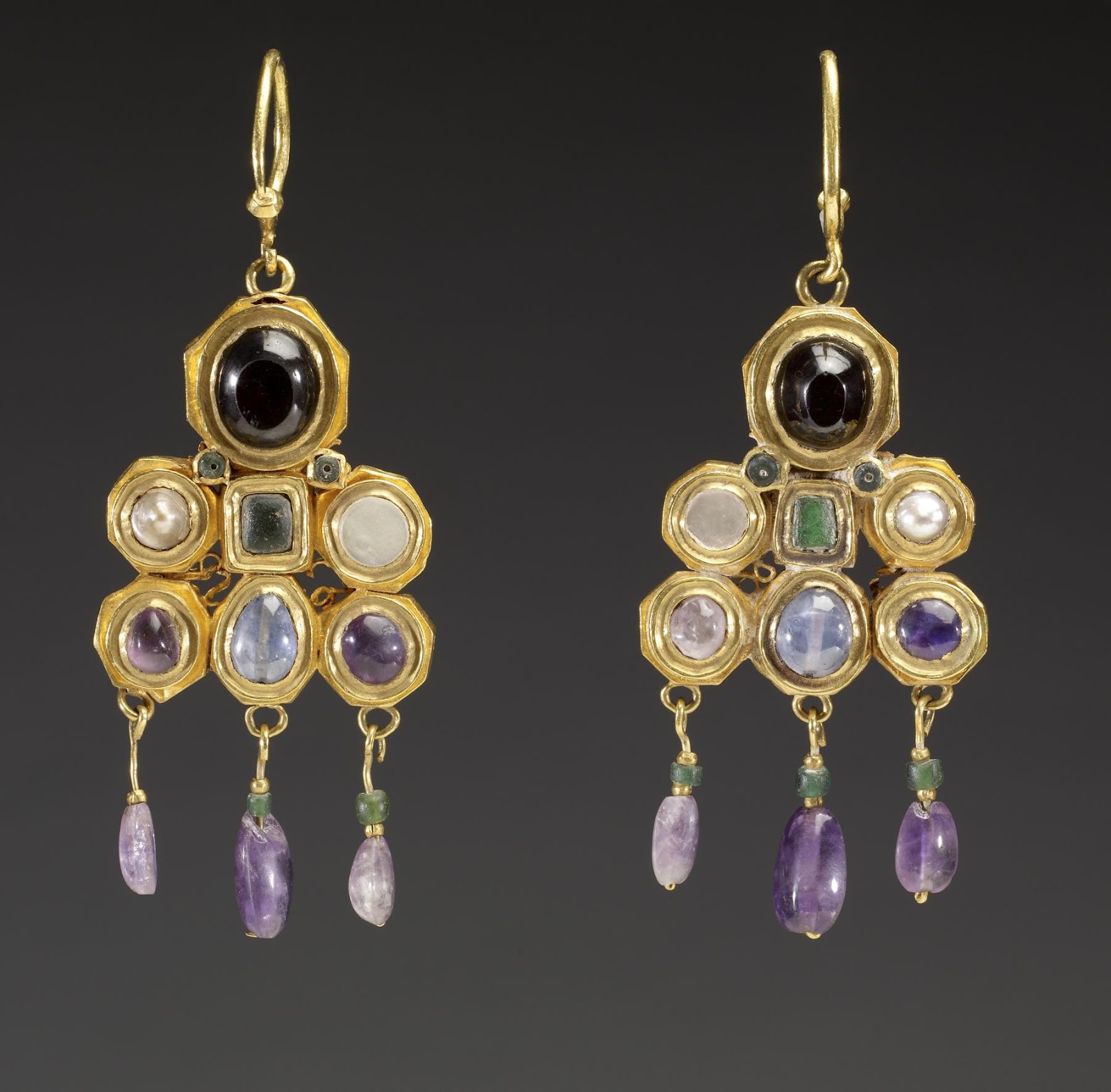 Byzantine jewelry, the most important pieces. Overview – Colors and Stones