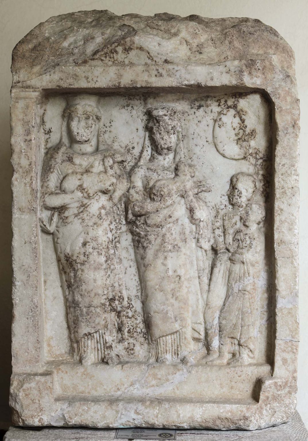 Cybele and Artemis, a relief from Sardis [d/b] – Colors and Stones